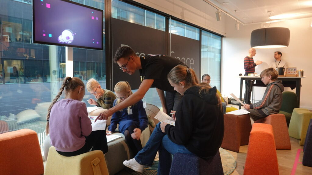 Microsoft opent leer- en ontwikkelingscentrum Dream Space voor leerlingen basisschool – IP ...